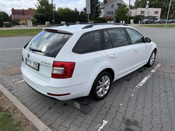 Шкода Октавия 2017 в Каунас на AUTOMOTO.COM.LV Белый Шкода Октавия 2017 в Каунас, объемом двигателя 1.60 л и пробегом 240 тыс. км за 6750 €, фото 5 на AUTOMOTO.COM.LV