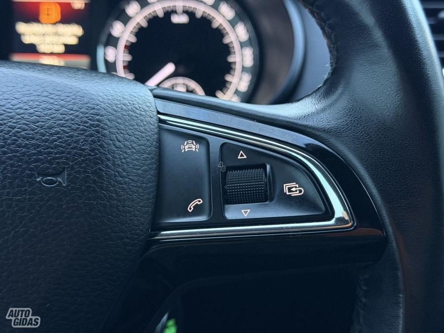 Balts Skoda Octavia 2017 Utena, ar dzinēja tilpumu 1.60 L un nobraukumu 345 tūkst. km par 7990 €, foto 29 vietnē AUTOMOTO.COM.LV