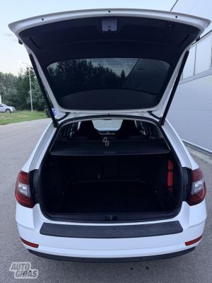 Balts Skoda Octavia 2017 Utena, ar dzinēja tilpumu 1.60 L un nobraukumu 345 tūkst. km par 7990 €, foto 34 vietnē AUTOMOTO.COM.LV