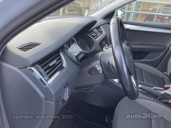 White Skoda Octavia 2018 in Viljandi, with an engine capacity of 1.60 L and mileage of 173 thousand km for 9980 €, photo 11 on AUTOMOTO.COM.LV