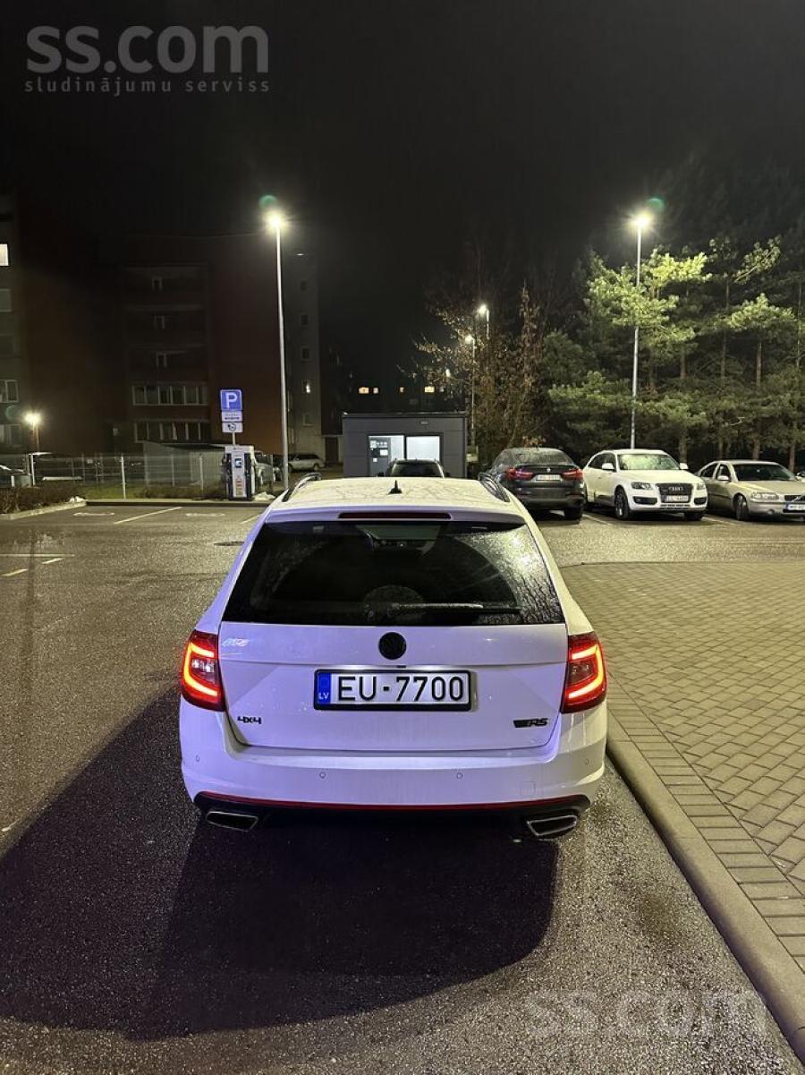 White Skoda Octavia 2018 in Rezekne, with an engine capacity of 2.00 L and mileage of 256 thousand km for 14000 €, photo 3 on AUTOMOTO.COM.LV