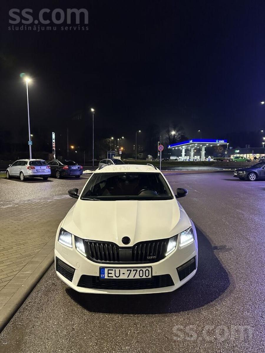 White Skoda Octavia 2018 in Rezekne, with an engine capacity of 2.00 L and mileage of 256 thousand km for 14000 €, photo 6 on AUTOMOTO.COM.LV