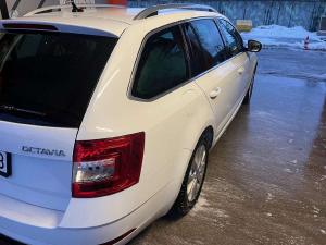 White Skoda Octavia 2018 in Klaipeda, with an engine capacity of 1.60 L and mileage of 252 thousand km for 9500 €, photo 4 on AUTOMOTO.COM.LV