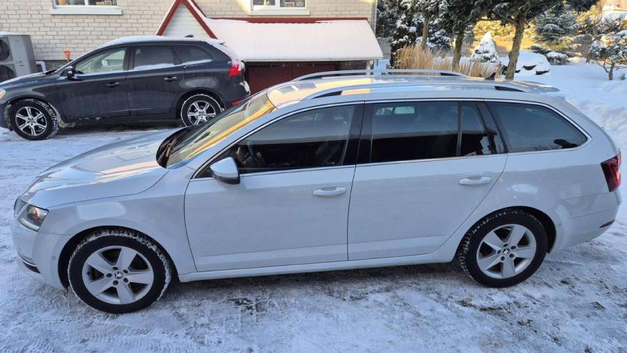 White Skoda Octavia 2018 in Kelme, with an engine capacity of 1.60 L and mileage of 277 thousand km for 9000 €, photo 3 on AUTOMOTO.COM.LV