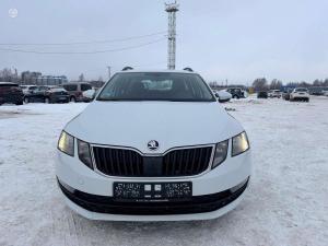 White Skoda Octavia 2018 in Panevezys, with an engine capacity of 1.60 L and mileage of 194 thousand km for 5999 €, photo 7 on AUTOMOTO.COM.LV