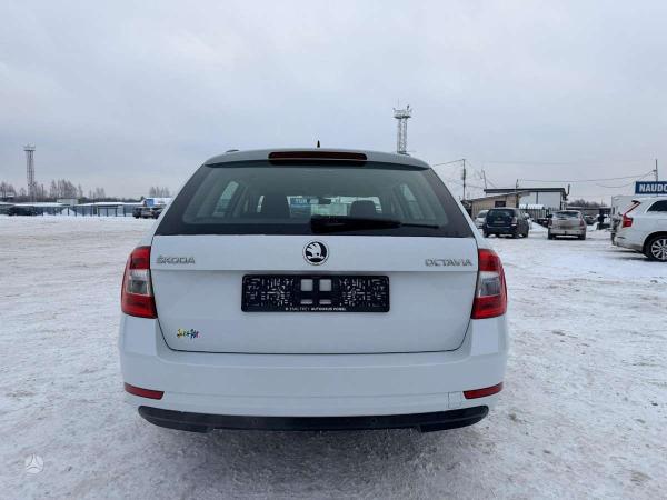 Balts Skoda Octavia 2018 Panevēža, ar dzinēja tilpumu 1.60 L un nobraukumu 194 tūkst. km par 5999 €, foto 8 vietnē AUTOMOTO.COM.LV