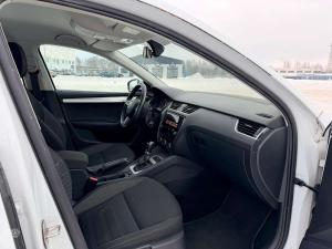 White Skoda Octavia 2018 in Panevezys, with an engine capacity of 1.60 L and mileage of 194 thousand km for 5999 €, photo 14 on AUTOMOTO.COM.LV