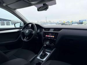 White Skoda Octavia 2018 in Panevezys, with an engine capacity of 1.60 L and mileage of 194 thousand km for 5999 €, photo 15 on AUTOMOTO.COM.LV