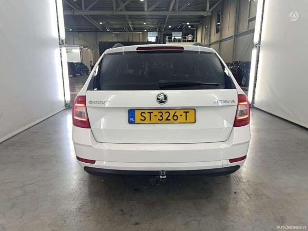 Balts Skoda Octavia 2018 Viļņa, ar dzinēja tilpumu 1.00 L un nobraukumu 254 tūkst. km par 7300 €, foto 1 vietnē AUTOMOTO.COM.LV