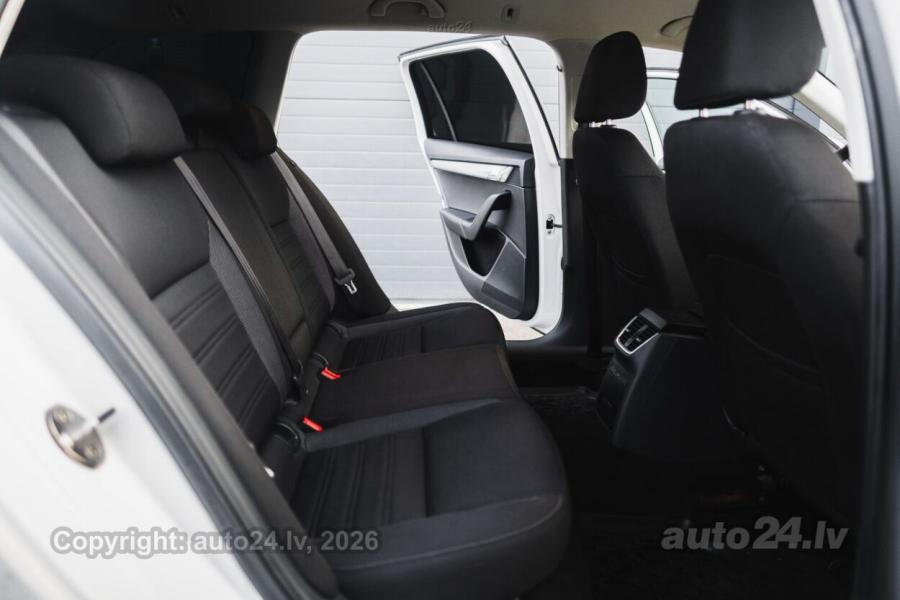 Balts Skoda Octavia 2018 Tallina, ar dzinēja tilpumu 1.60 L un nobraukumu 239 tūkst. km par 8499 €, foto 7 vietnē AUTOMOTO.COM.LV