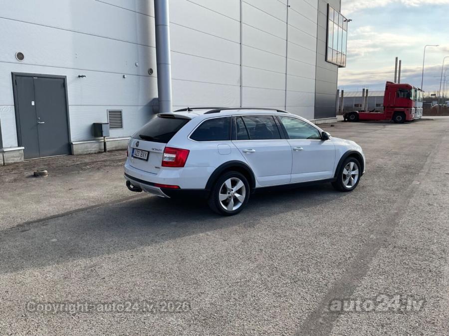 Balts Skoda Octavia 2018 Tallina, ar dzinēja tilpumu 2.00 L un nobraukumu 336 tūkst. km par 9999 €, foto 3 vietnē AUTOMOTO.COM.LV