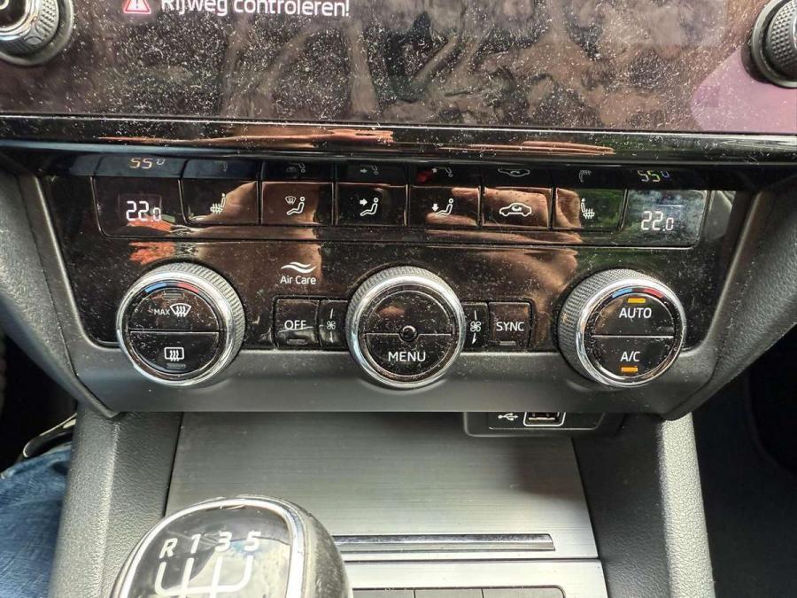 Белый Шкода Октавия 2018 в Каунас, объемом двигателя 1.60 л и пробегом 185 тыс. км за 6200 €, фото 12 на AUTOMOTO.COM.LV