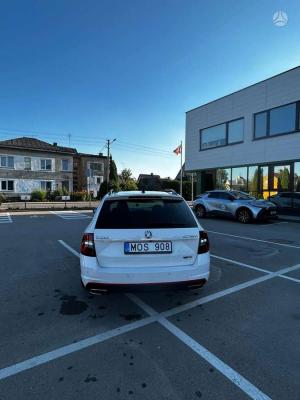 White Skoda Octavia 2018 in Vilkaviskis, with an engine capacity of 2.00 L and mileage of 275 thousand km for 8000 €, photo 13 on AUTOMOTO.COM.LV