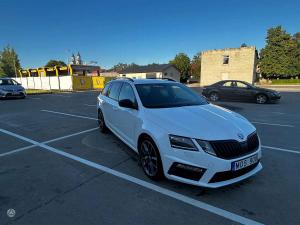 White Skoda Octavia 2018 in Vilkaviskis, with an engine capacity of 2.00 L and mileage of 275 thousand km for 8000 €, photo 17 on AUTOMOTO.COM.LV