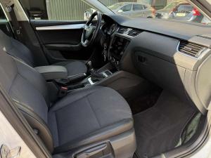 Balts Skoda Octavia 2018 Kauņa, ar dzinēja tilpumu 1.60 L un nobraukumu 185 tūkst. km par 6900 €, foto 13 vietnē AUTOMOTO.COM.LV