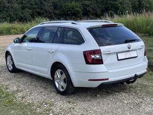 White Skoda Octavia 2018 in Kaunas, with an engine capacity of 1.00 L and mileage of 165 thousand km for 8750 €, photo 7 on AUTOMOTO.COM.LV