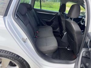 White Skoda Octavia 2018 in Kaunas, with an engine capacity of 1.00 L and mileage of 165 thousand km for 8750 €, photo 18 on AUTOMOTO.COM.LV
