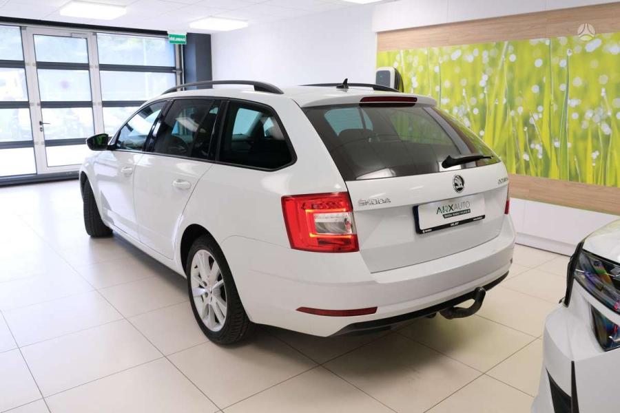 Balts Skoda Octavia 2018 Viļņa, ar dzinēja tilpumu 1.97 L un nobraukumu 230 tūkst. km par 11950 €, foto 5 vietnē AUTOMOTO.COM.LV