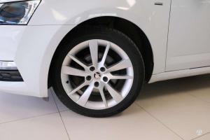 Balts Skoda Octavia 2018 Viļņa, ar dzinēja tilpumu 1.97 L un nobraukumu 230 tūkst. km par 11950 €, foto 31 vietnē AUTOMOTO.COM.LV