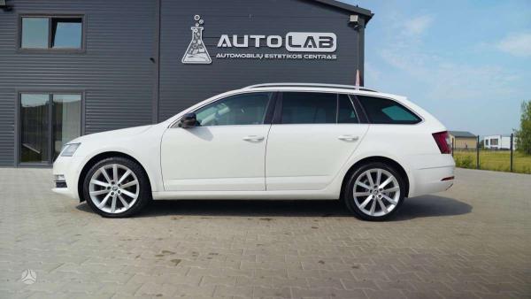 White Skoda Octavia 2018 in Vilnius, with an engine capacity of 1.60 L and mileage of 300 thousand km for 9500 €, photo 2 on AUTOMOTO.COM.LV