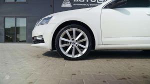Balts Skoda Octavia 2018 Viļņa, ar dzinēja tilpumu 1.60 L un nobraukumu 300 tūkst. km par 9500 €, foto 4 vietnē AUTOMOTO.COM.LV