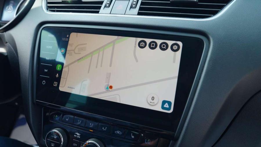 Balts Skoda Octavia 2018 Viļņa, ar dzinēja tilpumu 1.60 L un nobraukumu 300 tūkst. km par 9500 €, foto 14 vietnē AUTOMOTO.COM.LV