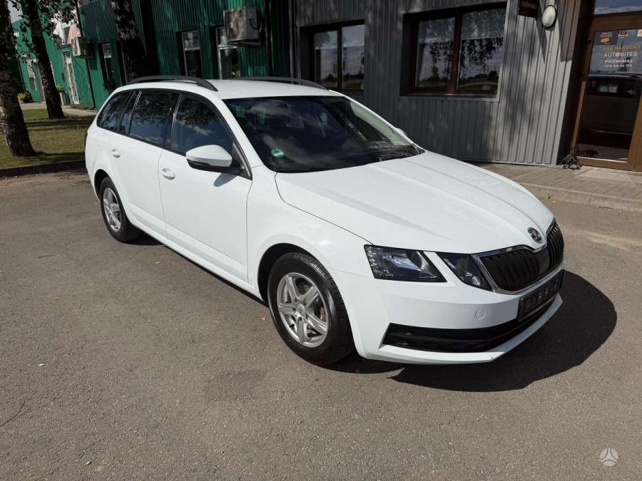 Balts Skoda Octavia 2018 Joniškis, ar dzinēja tilpumu 2.00 L un nobraukumu 117 tūkst. km par 8850 €, foto 8 vietnē AUTOMOTO.COM.LV
