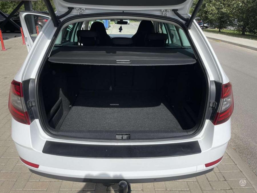 Balts Skoda Octavia 2018 Kauņa, ar dzinēja tilpumu 1.60 L un nobraukumu 323 tūkst. km par 6850 €, foto 15 vietnē AUTOMOTO.COM.LV