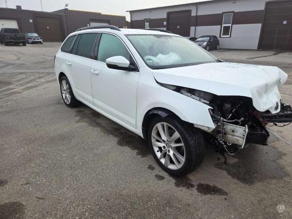 Balts Skoda Octavia 2018 Šauļi, ar dzinēja tilpumu 1.50 L un nobraukumu 13 tūkst. km par 4200 €, foto 1 vietnē AUTOMOTO.COM.LV