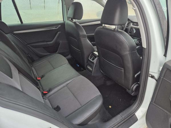 Balts Skoda Octavia 2018 Šauļi, ar dzinēja tilpumu 1.50 L un nobraukumu 13 tūkst. km par 4200 €, foto 10 vietnē AUTOMOTO.COM.LV