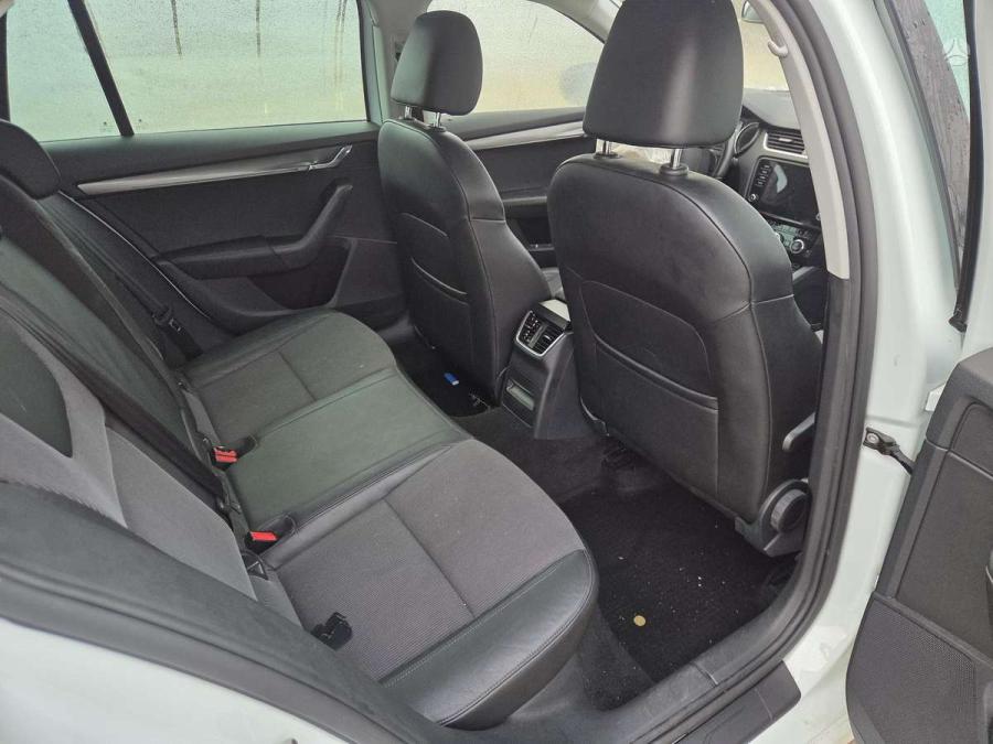 Balts Skoda Octavia 2018 Šauļi, ar dzinēja tilpumu 1.50 L un nobraukumu 13 tūkst. km par 4200 €, foto 10 vietnē AUTOMOTO.COM.LV