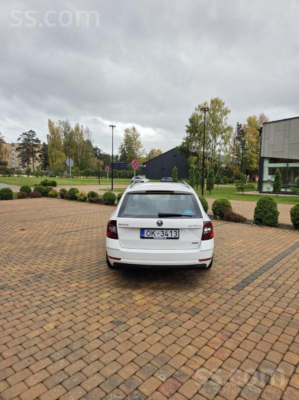 White Skoda Octavia 2018 in Riga, with an engine capacity of 1.40 L and mileage of 226 thousand km for 9650 €, photo 9 on AUTOMOTO.COM.LV