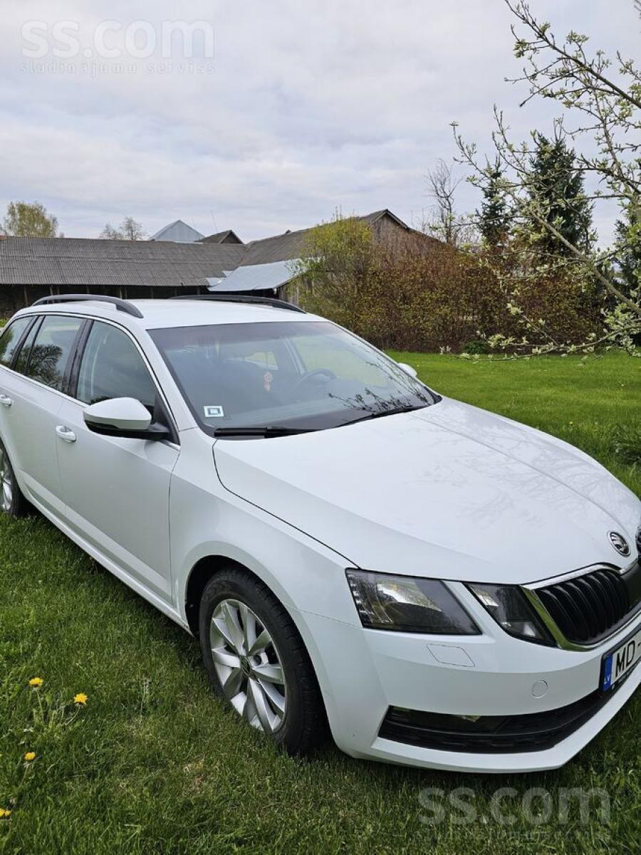 Balts Skoda Octavia 2019 Valmiera, ar dzinēja tilpumu 1.60 L un nobraukumu 180 tūkst. km par 9000 €, foto 3 vietnē AUTOMOTO.COM.LV