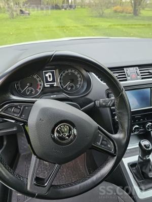 Balts Skoda Octavia 2019 Valmiera, ar dzinēja tilpumu 1.60 L un nobraukumu 180 tūkst. km par 9000 €, foto 7 vietnē AUTOMOTO.COM.LV