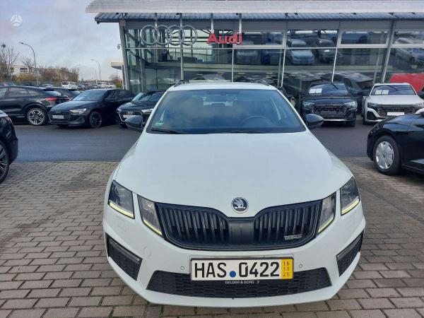 White Skoda Octavia 2019 in Kaunas, with an engine capacity of 1.97 L and mileage of 260 thousand km for 12950 €, photo 6 on AUTOMOTO.COM.LV