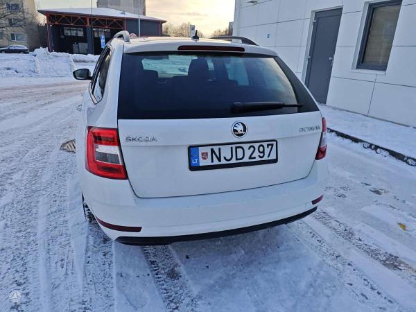 White Skoda Octavia 2019 in Kaunas, with an engine capacity of 1.60 L and mileage of 250 thousand km for 7200 €, photo 6 on AUTOMOTO.COM.LV