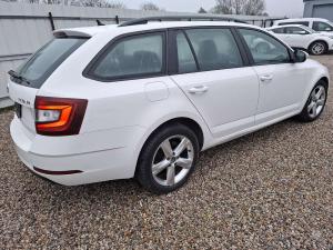 White Skoda Octavia 2019 in Kaunas, with an engine capacity of 1.00 L and mileage of 126 thousand km for 6474 €, photo 6 on AUTOMOTO.COM.LV