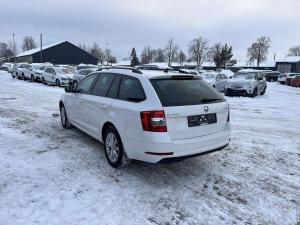 White Skoda Octavia 2019 in Taurage, with an engine capacity of 1.60 L and mileage of 290 thousand km for 6900 €, photo 10 on AUTOMOTO.COM.LV