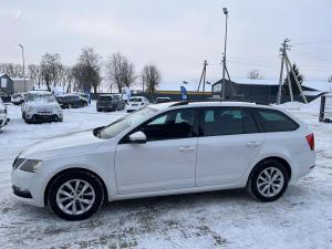 White Skoda Octavia 2019 in Taurage, with an engine capacity of 1.60 L and mileage of 290 thousand km for 6900 €, photo 12 on AUTOMOTO.COM.LV