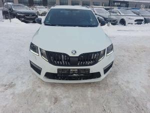 White Skoda Octavia 2019 in Kaunas, with an engine capacity of 1.97 L and mileage of 260 thousand km for 12950 €, photo 3 on AUTOMOTO.COM.LV