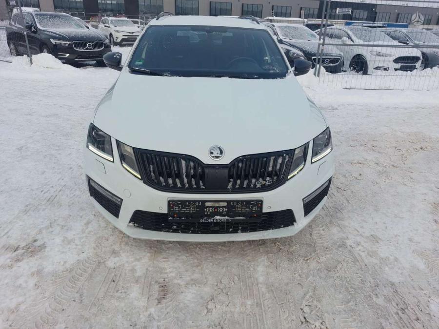 White Skoda Octavia 2019 in Kaunas, with an engine capacity of 1.97 L and mileage of 260 thousand km for 12950 €, photo 3 on AUTOMOTO.COM.LV