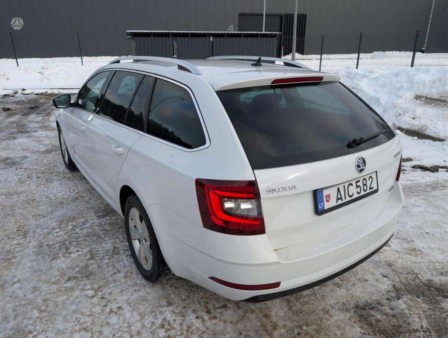 Balts Skoda Octavia 2019 Kauņa, ar dzinēja tilpumu 1.50 L un nobraukumu 448 tūkst. km par 6900 €, foto 4 vietnē AUTOMOTO.COM.LV