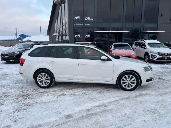 Balts Skoda Octavia 2019 Tauragė, ar dzinēja tilpumu 1.60 L un nobraukumu 290 tūkst. km par 6900 €, foto 9 vietnē AUTOMOTO.COM.LV
