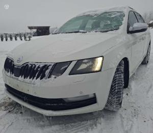 Balts Skoda Octavia 2019 Kauņa, ar dzinēja tilpumu 1.00 L un nobraukumu 125 tūkst. km par 5869 €, foto  vietnē AUTOMOTO.COM.LV