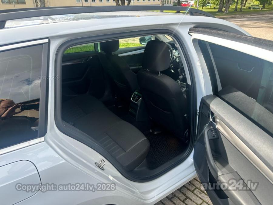 Balts Skoda Octavia 2019 Tallina, ar dzinēja tilpumu 1.60 L un nobraukumu 210 tūkst. km par 10499 €, foto 7 vietnē AUTOMOTO.COM.LV