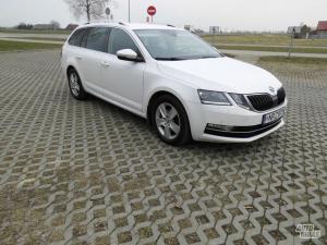 Balts Skoda Octavia 2019 Jurbarkas, ar dzinēja tilpumu 1.60 L un nobraukumu 290 tūkst. km par 10500 €, foto 3 vietnē AUTOMOTO.COM.LV