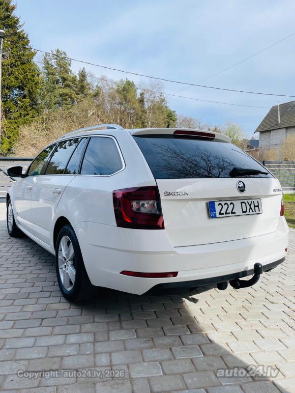 White Skoda Octavia 2019 in Tallinn, with an engine capacity of 2.00 L and mileage of 140 thousand km for 17500 €, photo 4 on AUTOMOTO.COM.LV
