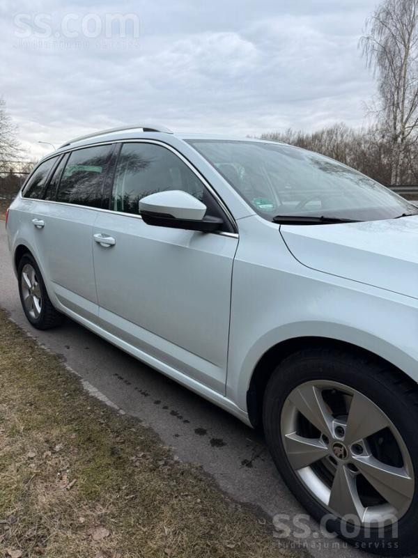 White Skoda Octavia 2019 in Riga, with an engine capacity of 1.50 L and mileage of 259 thousand km for 9500 €, photo 3 on AUTOMOTO.COM.LV
