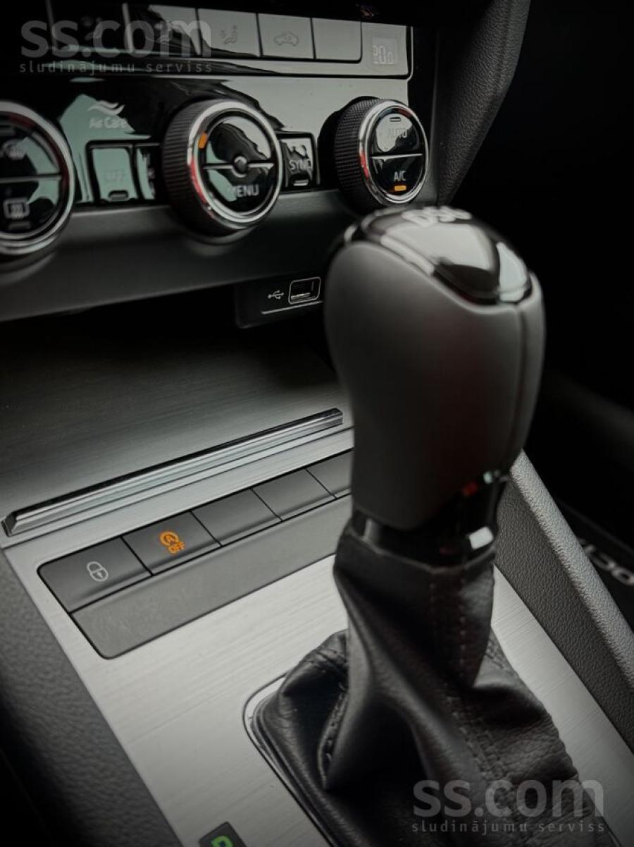 Balts Skoda Octavia 2019 Rīga, ar dzinēja tilpumu 1.60 L un nobraukumu 157 tūkst. km par 11500 €, foto 20 vietnē AUTOMOTO.COM.LV