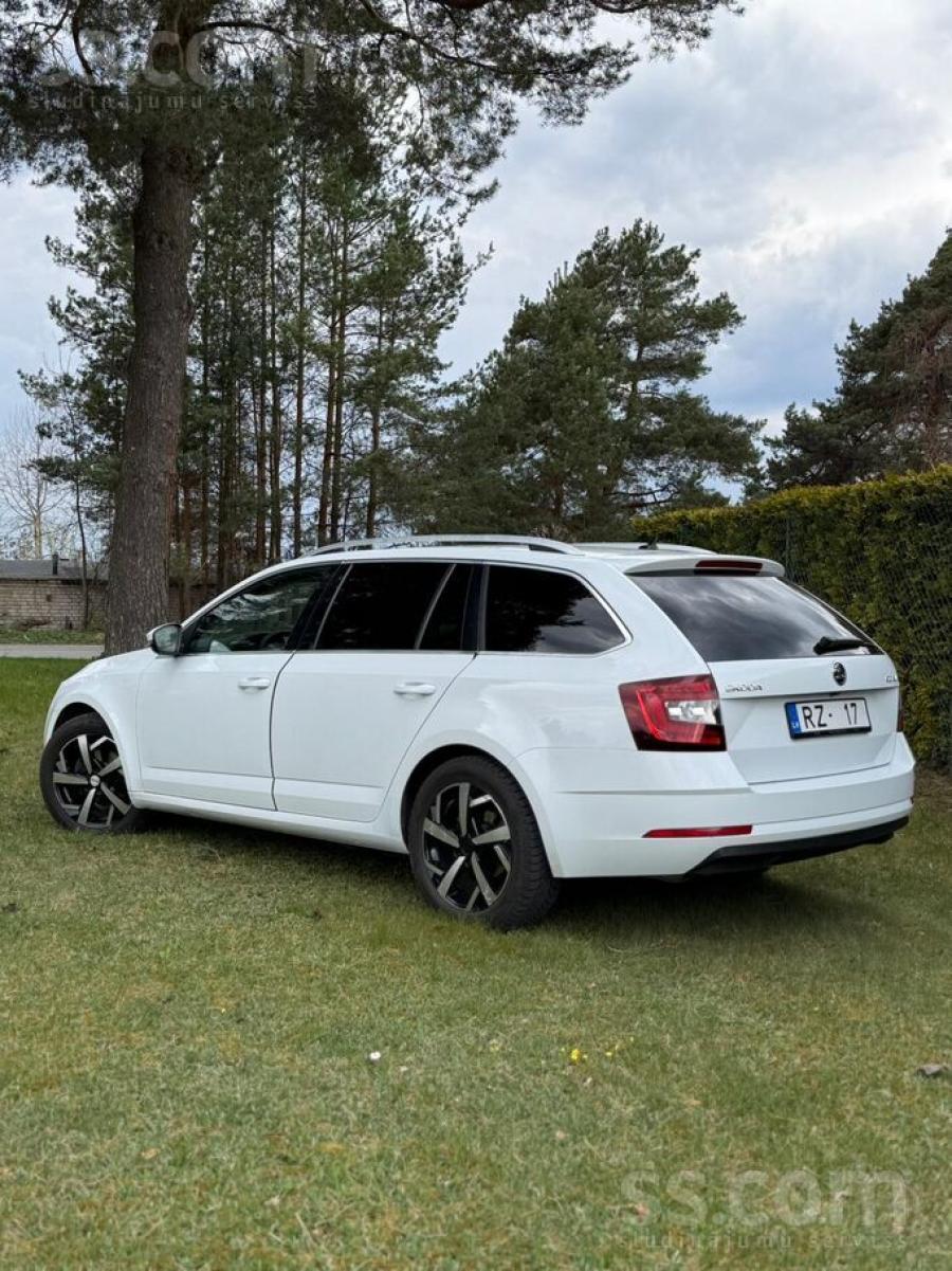 White Skoda Octavia 2019 in Riga, with an engine capacity of 1.50 L and mileage of 122 thousand km for 14200 €, photo 3 on AUTOMOTO.COM.LV
